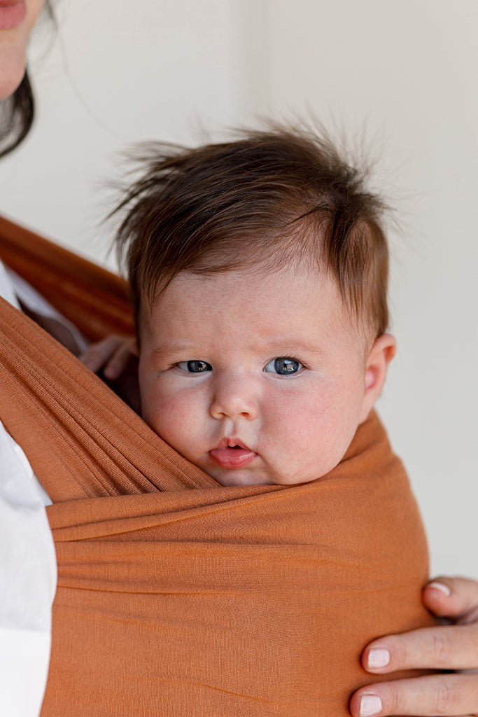 8 Tips For DIY Newborn Photos Solly Baby 8-tips-for-diy-newborn-photos-solly-baby